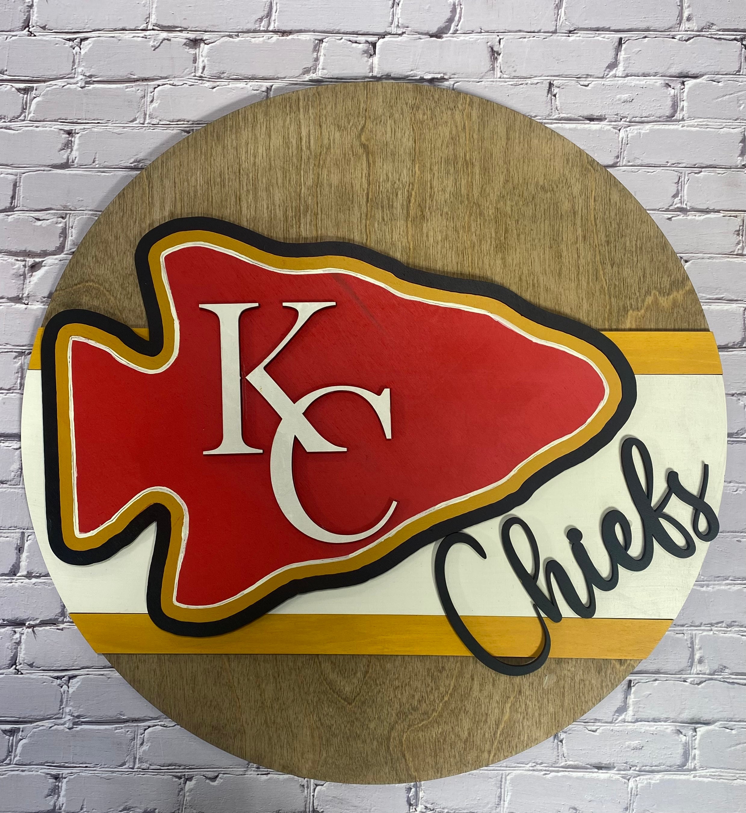 Kansas City Chiefs Round S0632 – The Shabby Shic Farmhouse